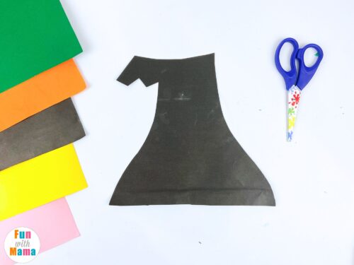 Paper Plate Witch Craft - Halloween Craft for Kids - Fun with Mama